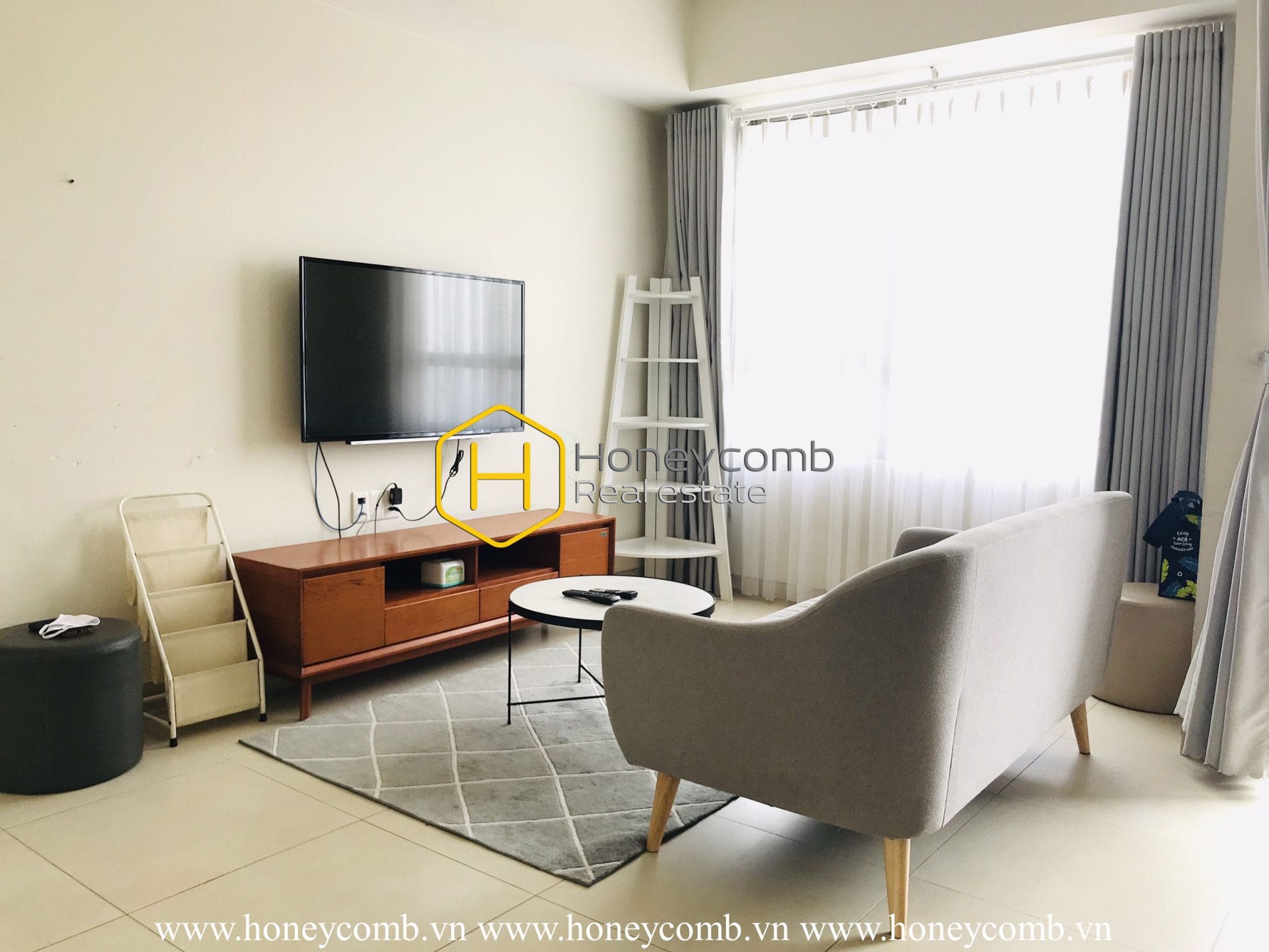 This Luxury Apartment In Masteri Thao Dien Is Exclusively Designed For ...
