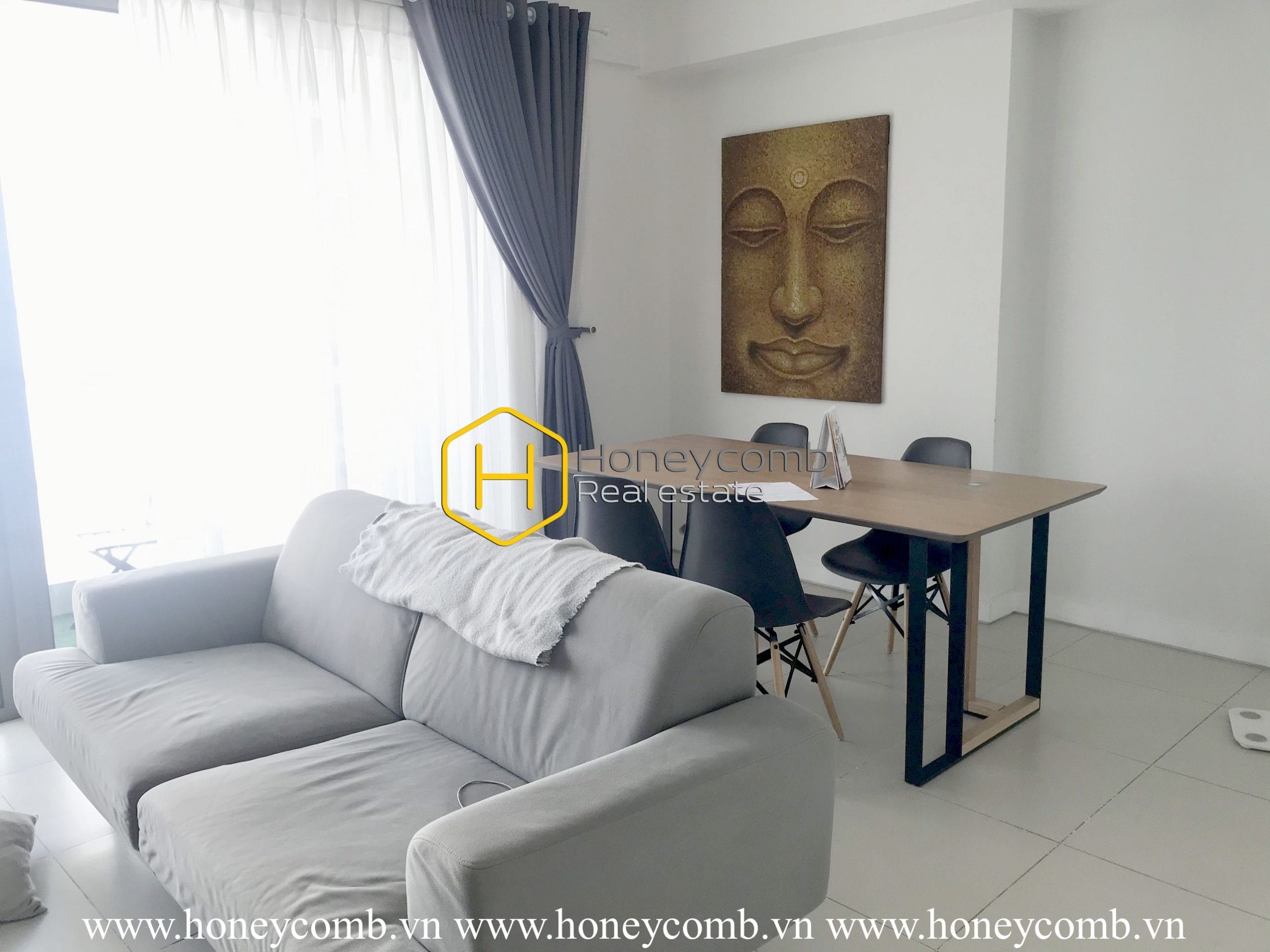 A Dance Of Complicated Structure And Elegant Form